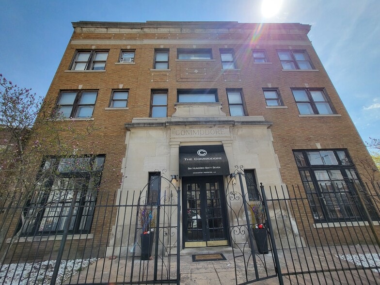 677 Selden St, Detroit, MI 48201 - The Commodore | LoopNet