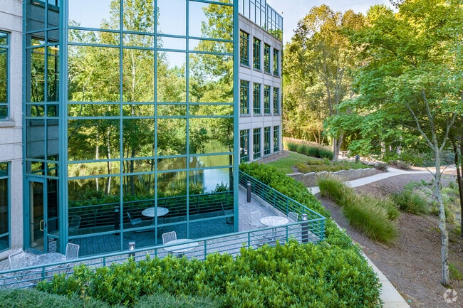 JLL - Atlanta Commercial Listings & Brokers | LoopNet