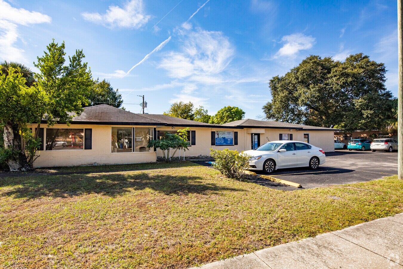 2702 W Tampa Bay Blvd, Tampa, FL 33607 | LoopNet