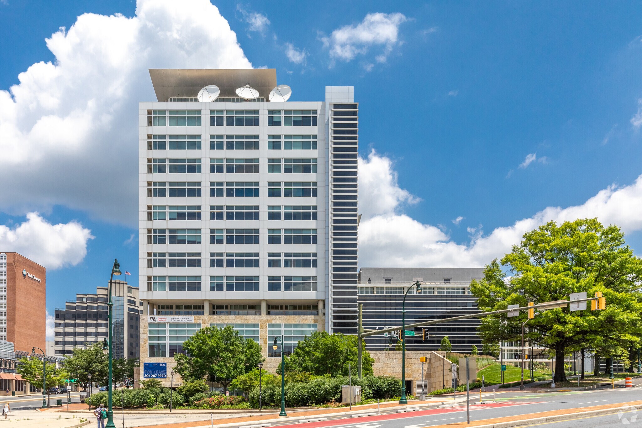 1 Inventa Pl, Silver Spring, MD 20910 - Inventa Towers | LoopNet