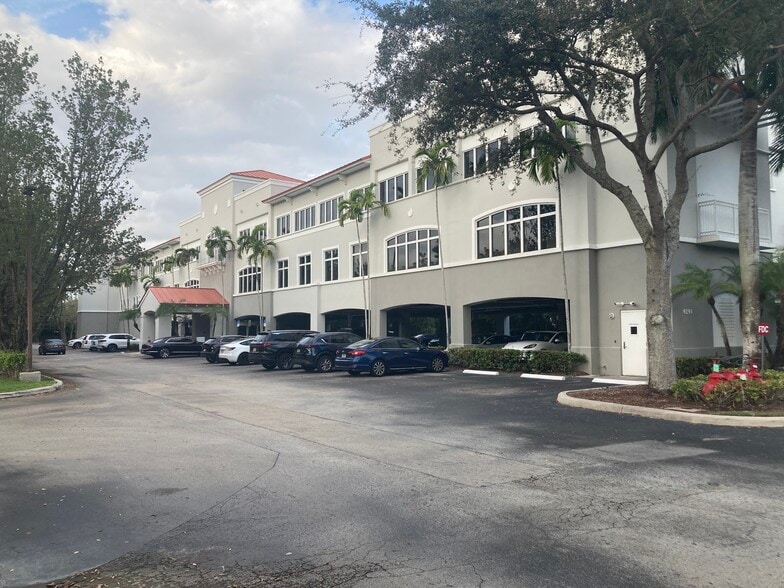 9291 W Glades Rd, Boca Raton, FL 33434 | LoopNet