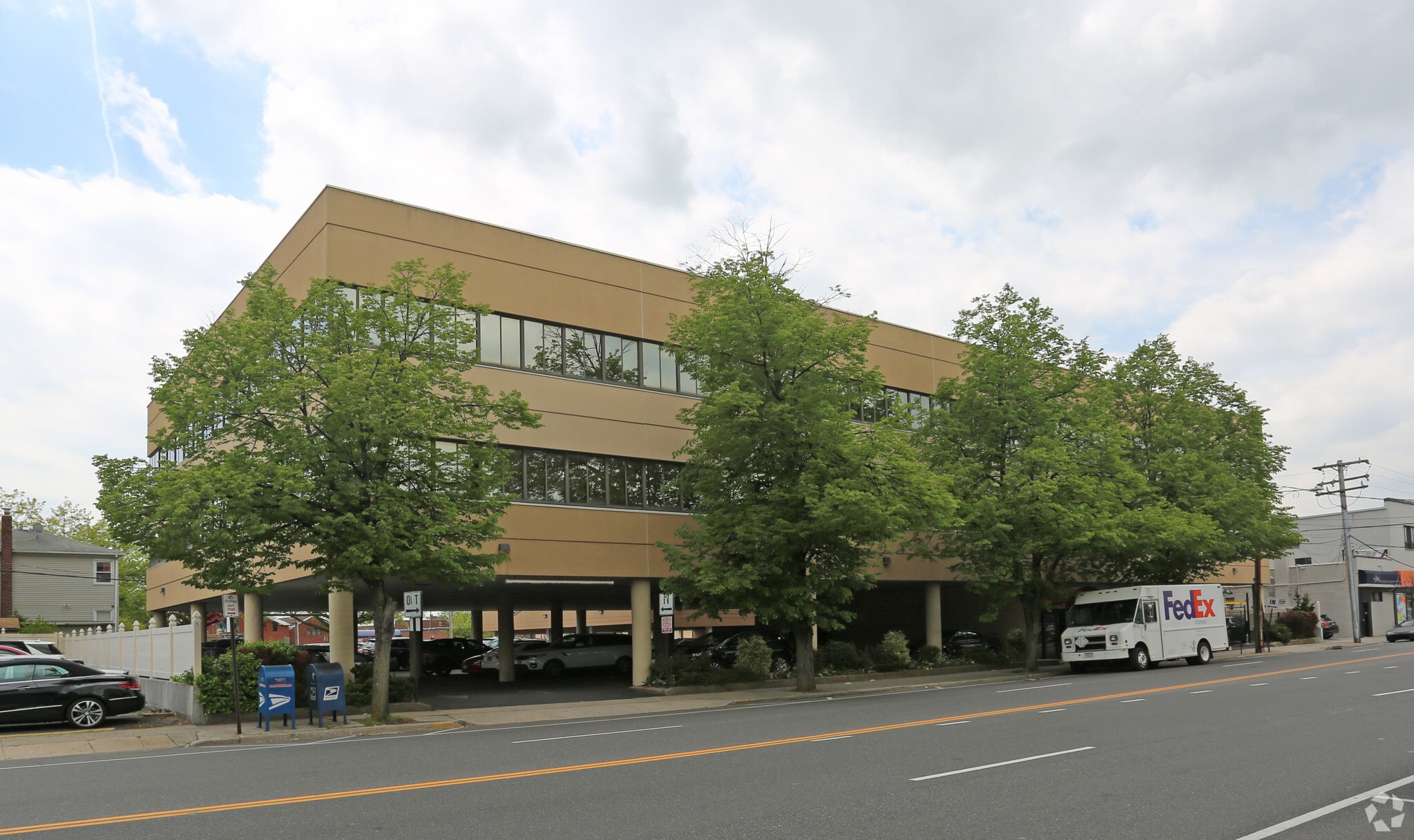 10 E Merrick Rd, Valley Stream, NY 11580 - Office for Lease | LoopNet