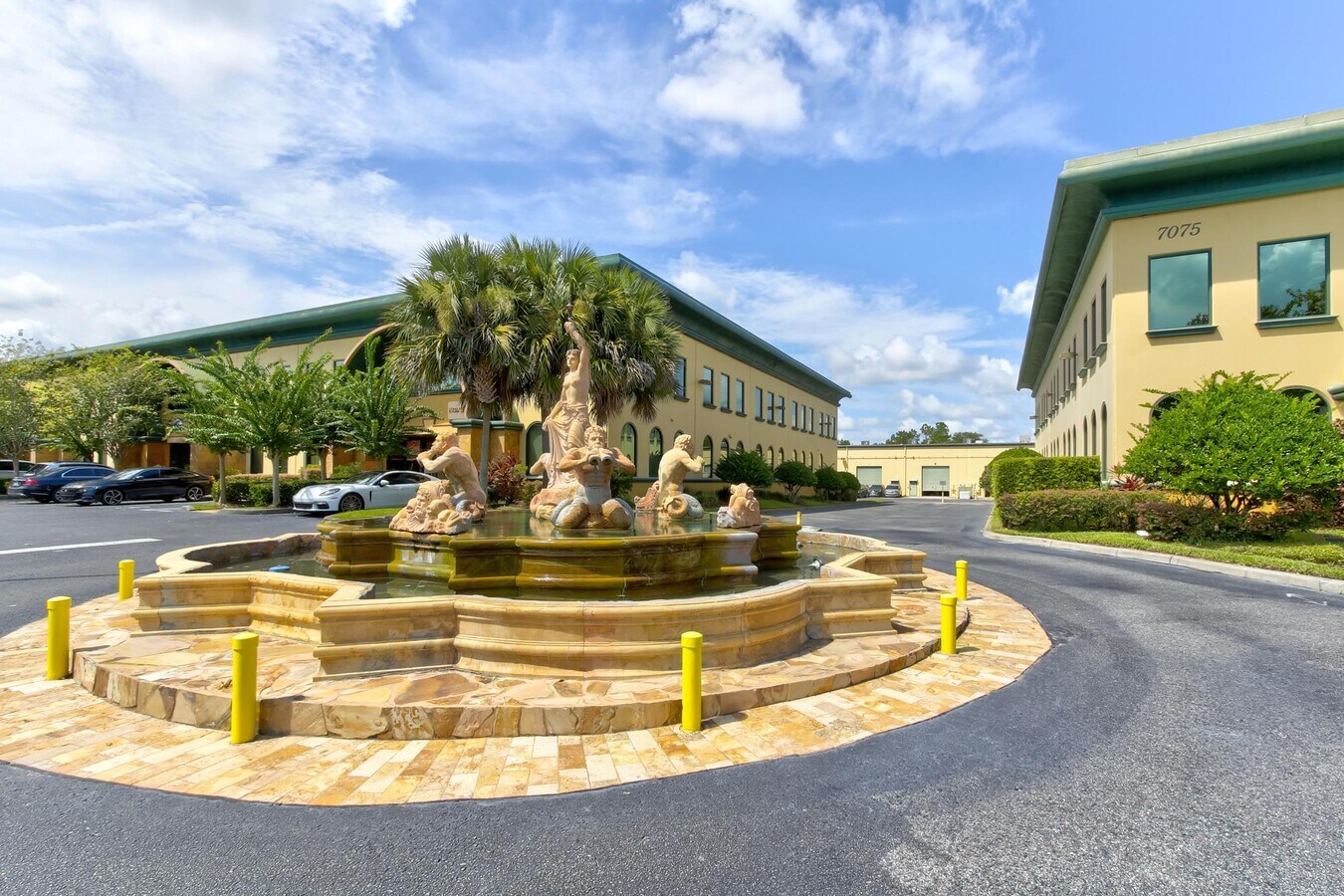 7075 Kingspointe Pky, Orlando, FL 32819 | LoopNet