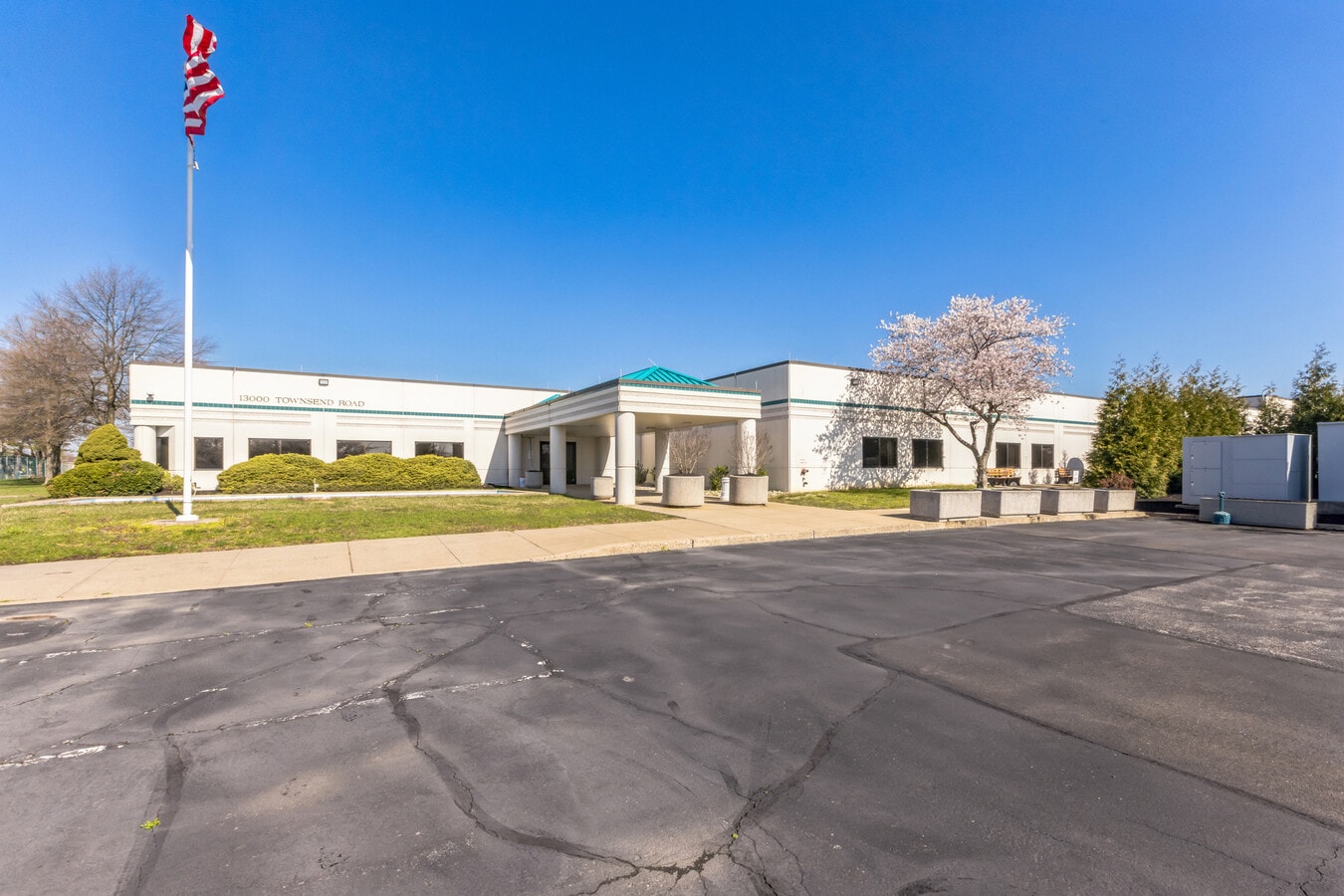 13000 Townsend Rd, Philadelphia, PA 19154 | LoopNet