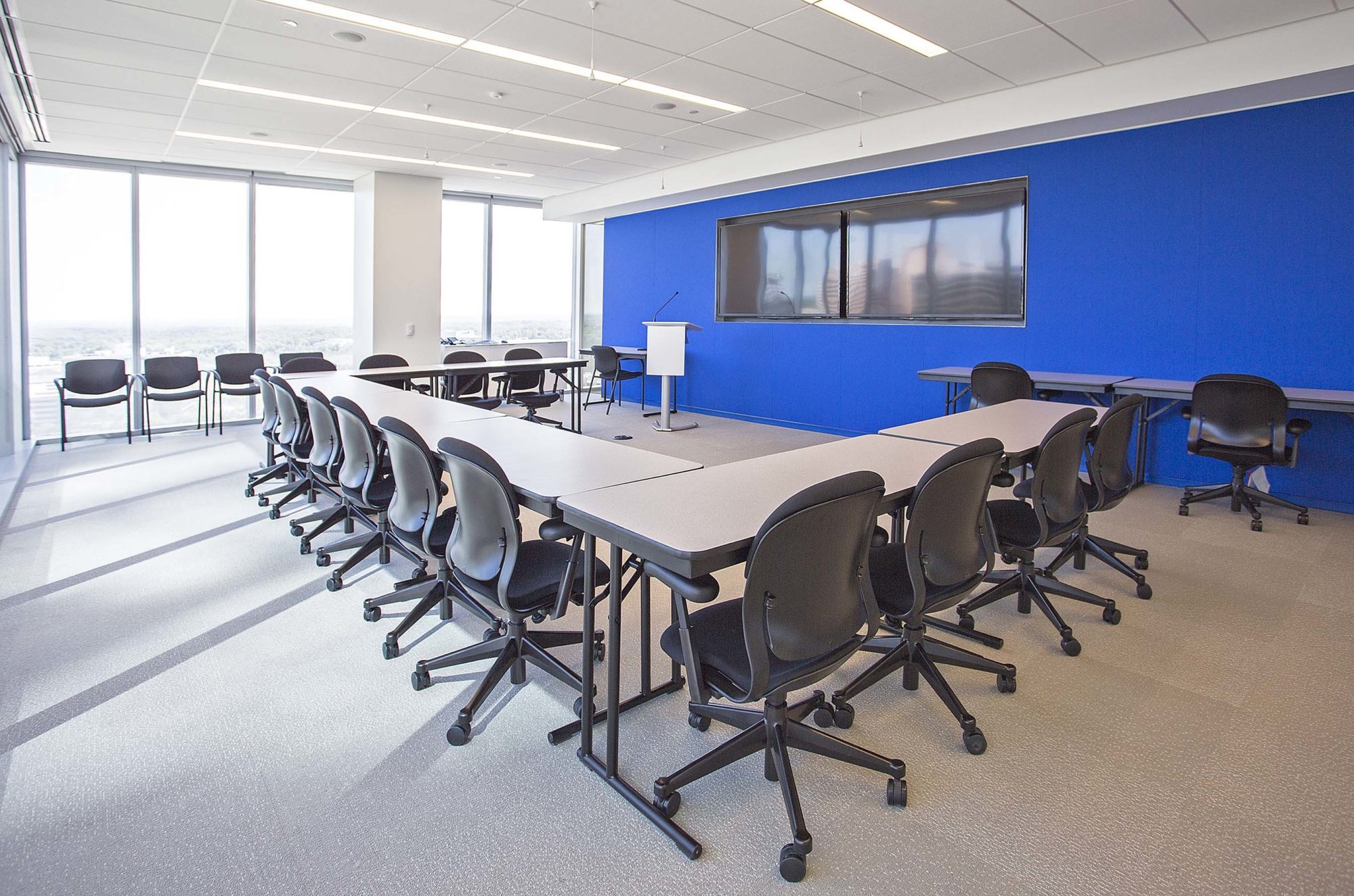 7900 Tysons One Pl, Tysons, VA 22102 - Tysons Tower | LoopNet