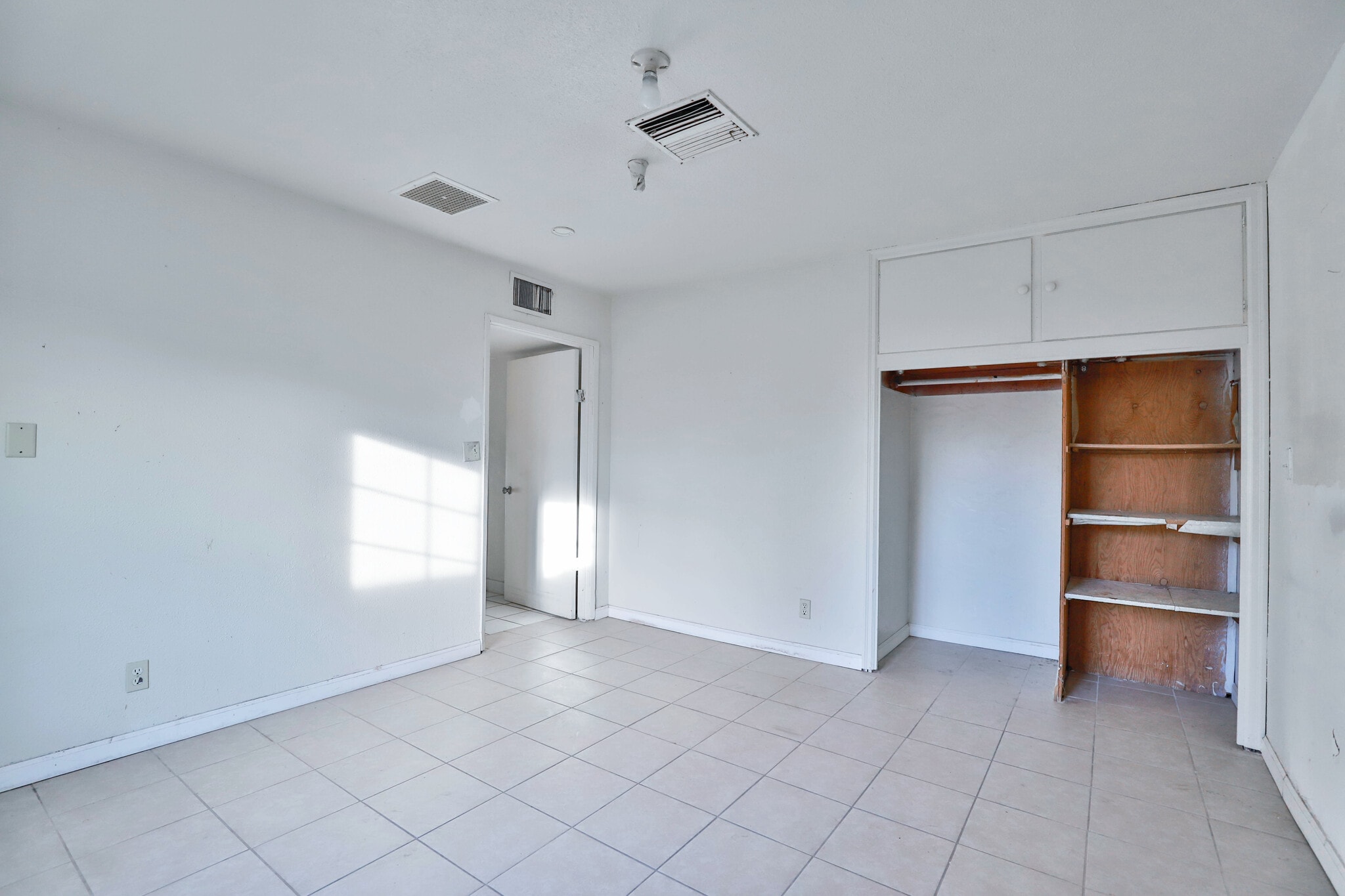 1590 E Dinuba Ave, Reedley, CA 93654 - Health Care for Sale | LoopNet