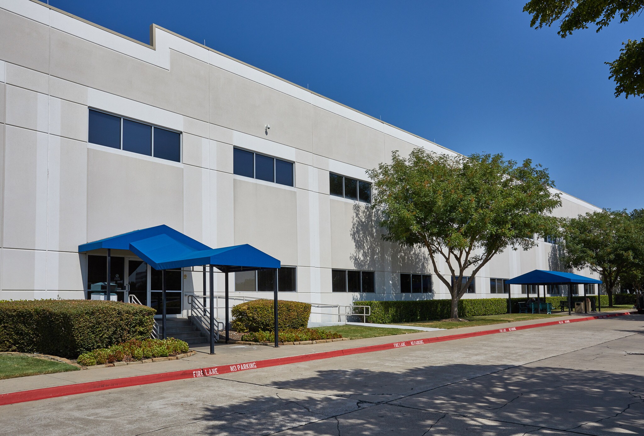 4550 Excel Pky, Addison, TX 75001 - Addison II | LoopNet