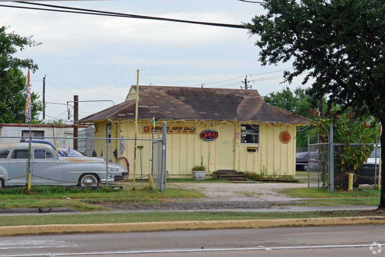 6869 Telephone Rd, Houston, TX 77061 - Property Record | LoopNet