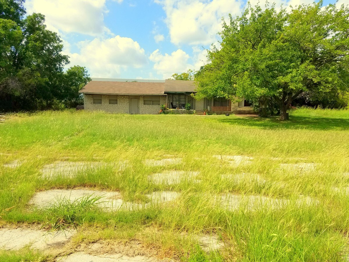 3000 Montopolis Dr, Austin, TX 78741 | LoopNet