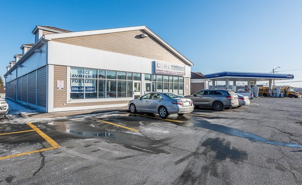 857 Sackville Dr, Halifax, NS B4E 1S1 | LoopNet