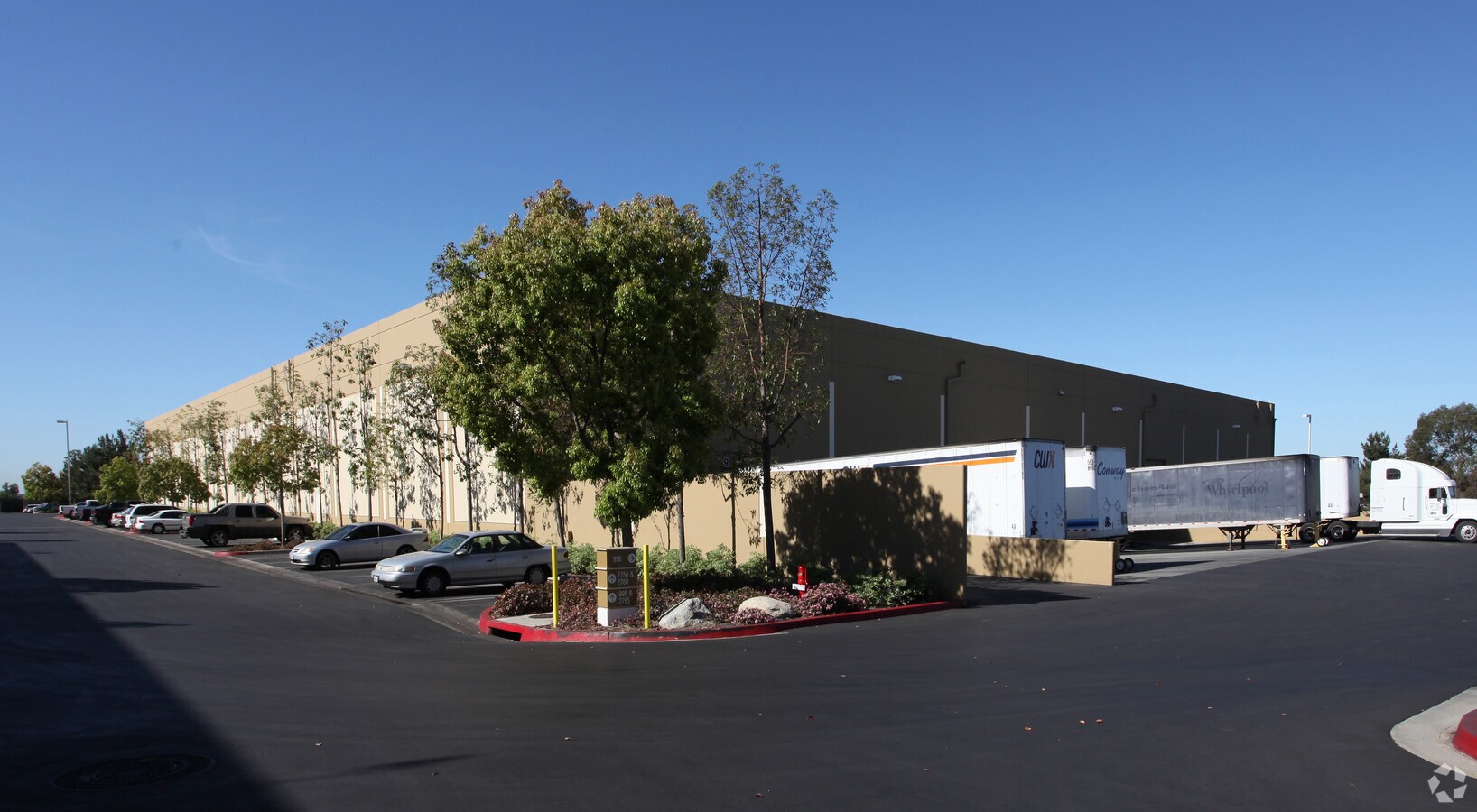 990 Joshua Way, Vista, CA 92081 - Property Record | LoopNet.com