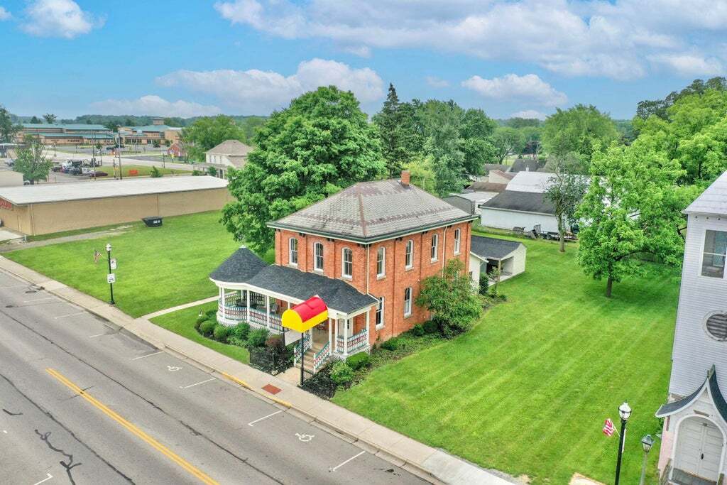 205 W Pike St, Jackson Center, OH 45334 | LoopNet