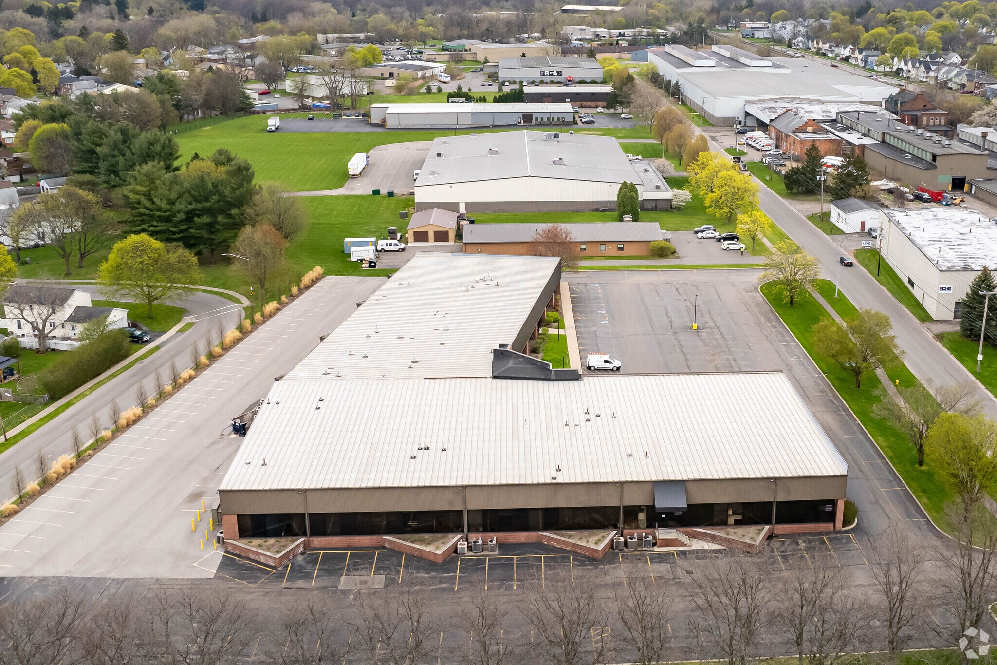 105 Despatch Dr, East Rochester, NY 14445 - 3,500 SF shared loading ...