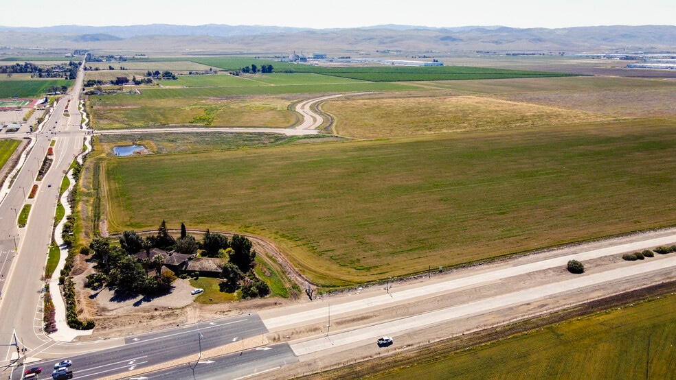 W 11th St & S Lammers Rd, Tracy, CA 95377 | LoopNet