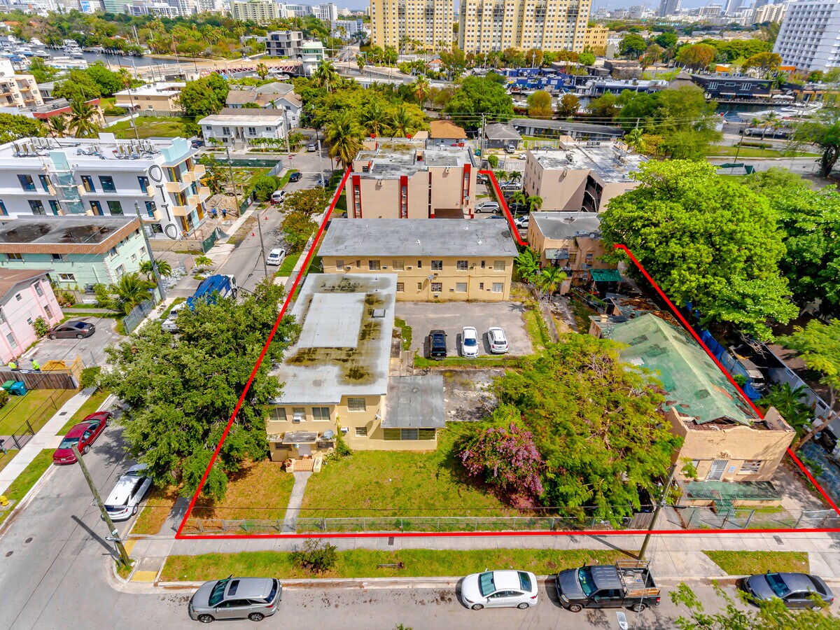 690 NW 3rd St, Miami, FL 33128 | LoopNet