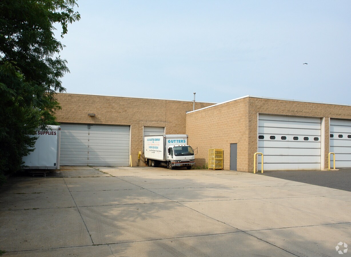 1064 Industrial Dr, West Berlin, NJ 08091 | LoopNet