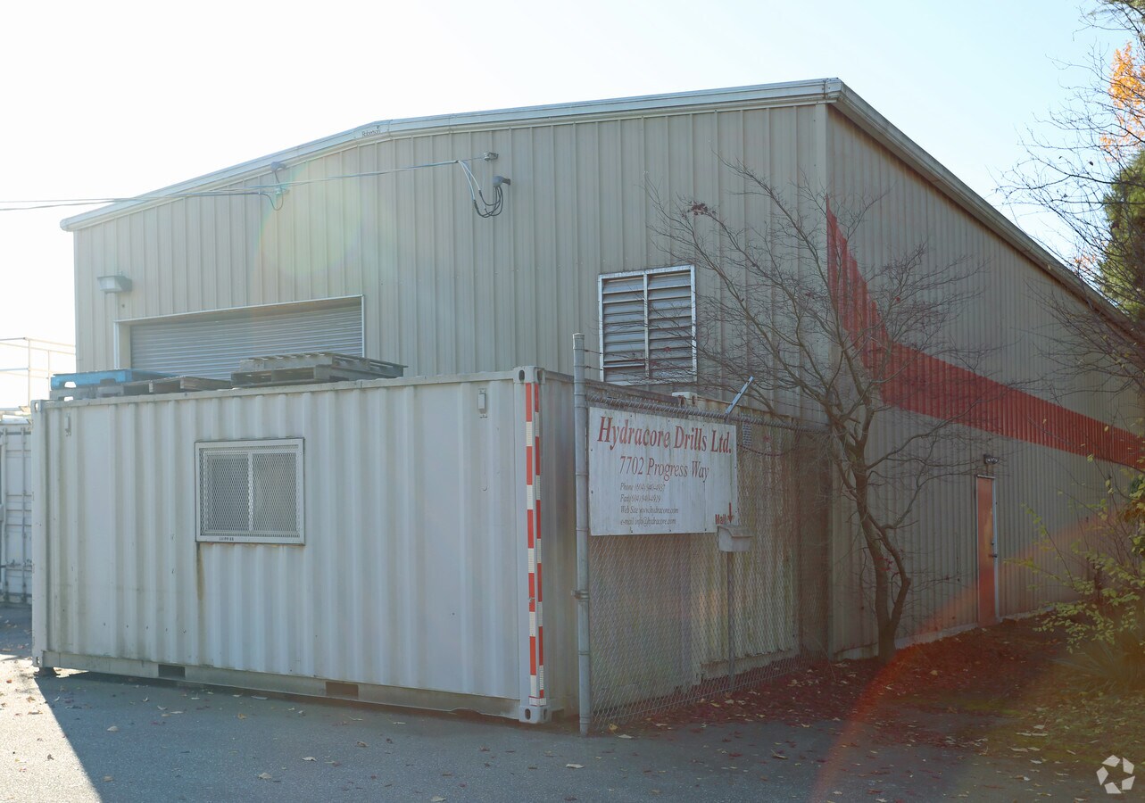 7702 Progress Way, Delta, BC V4G 1A4 | LoopNet