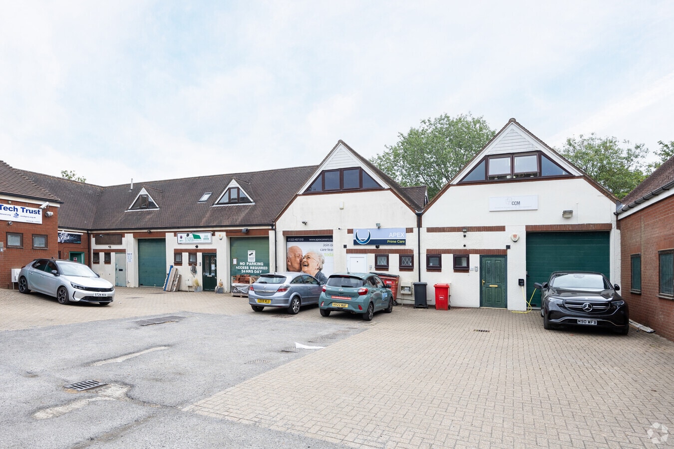 Unit 10, Hailsham, BN27 2BY - Swan Barn Business Centre | LoopNet