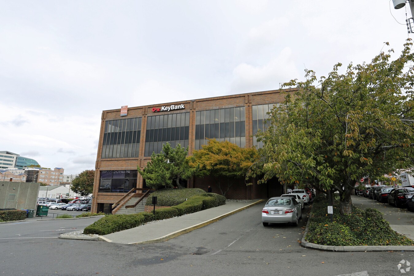 675 S Lane St, Seattle, WA 98104 | LoopNet