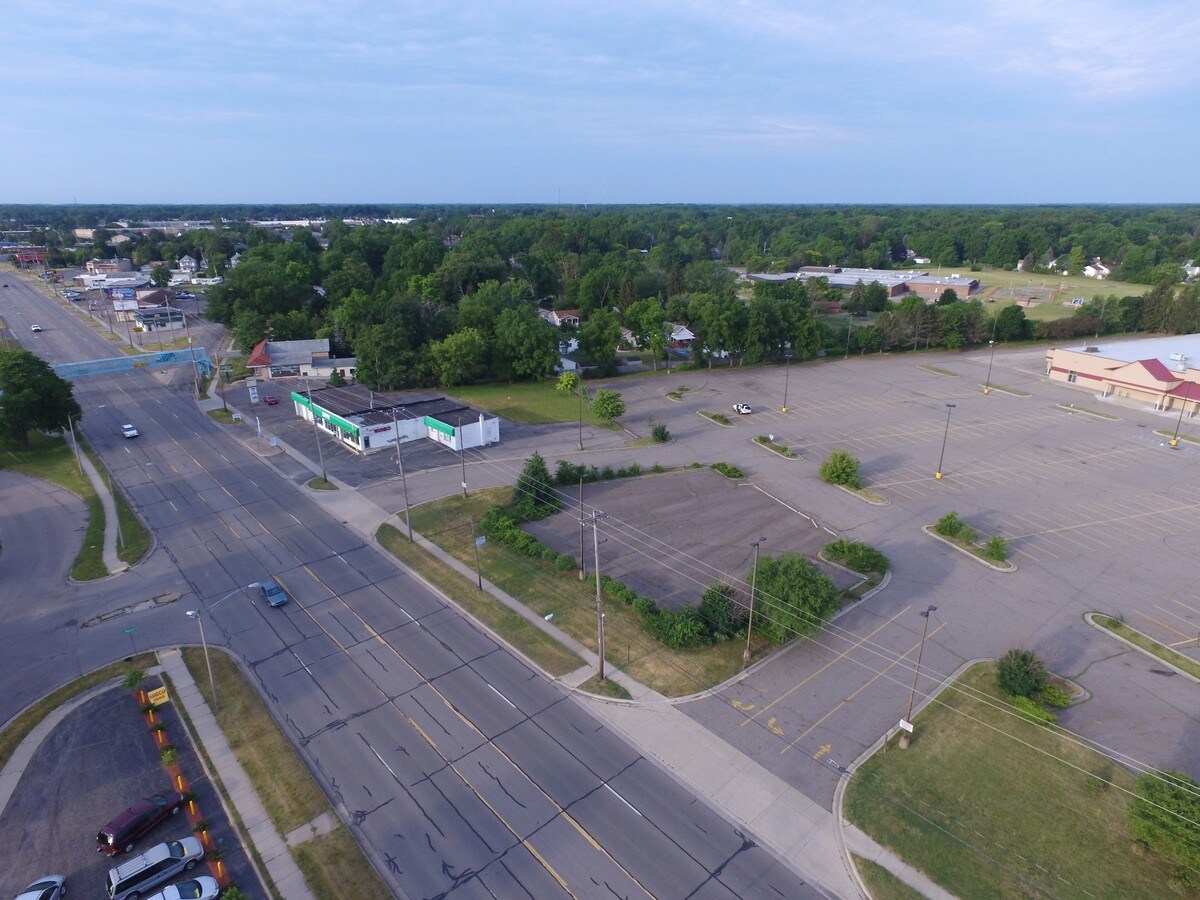 S Cedar St, Lansing, MI 48911 | LoopNet