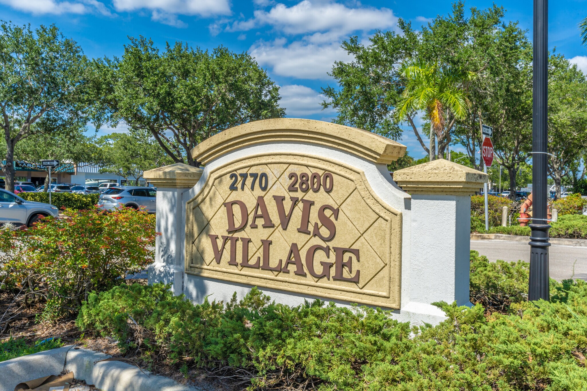 2770 Davis Blvd, Naples, FL 34104 - Retail for Sale | LoopNet