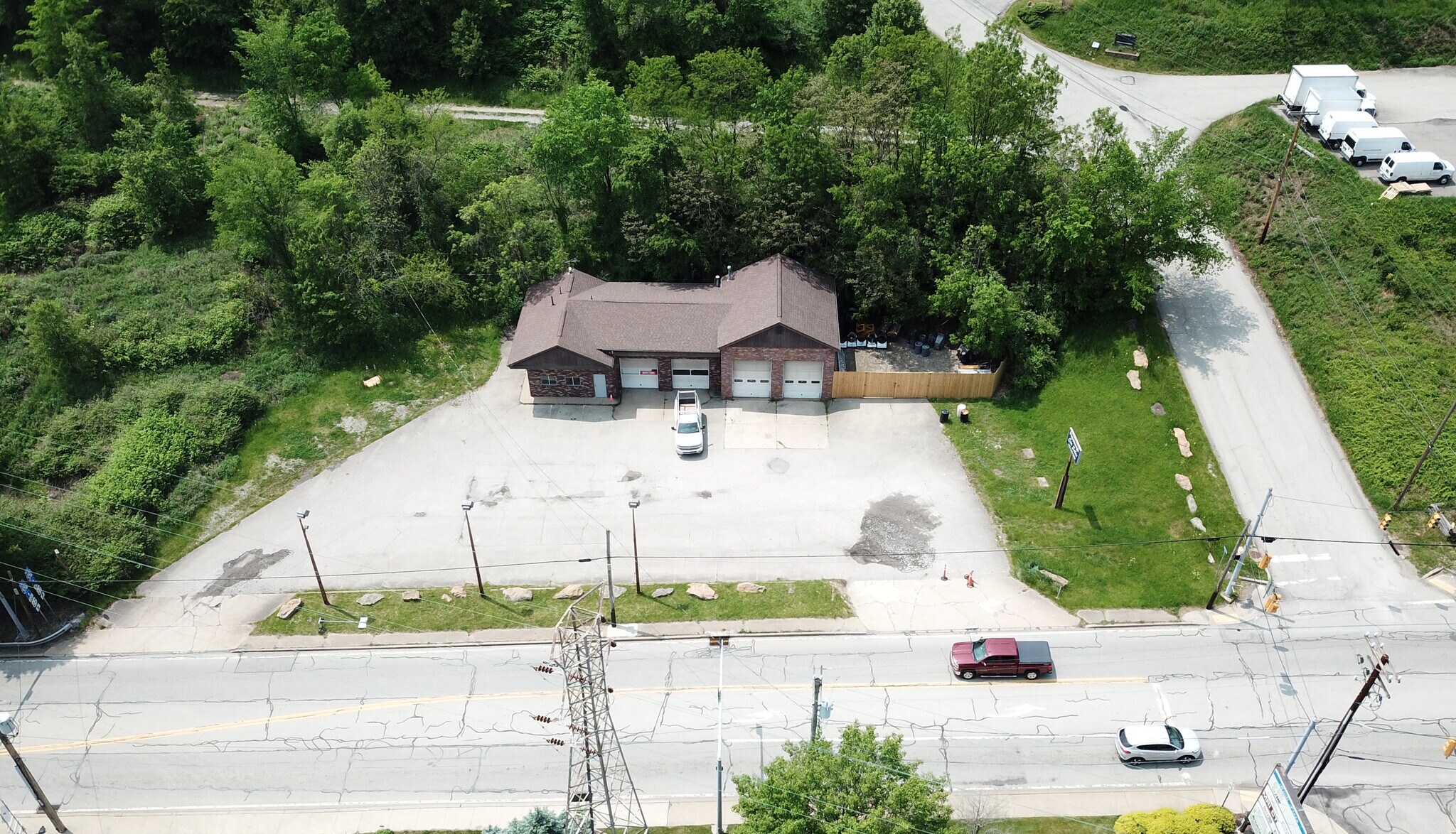 700 Rodi Rd, Pittsburgh, PA 15235 - Auto Garage - Corner Lot on Parkway ...