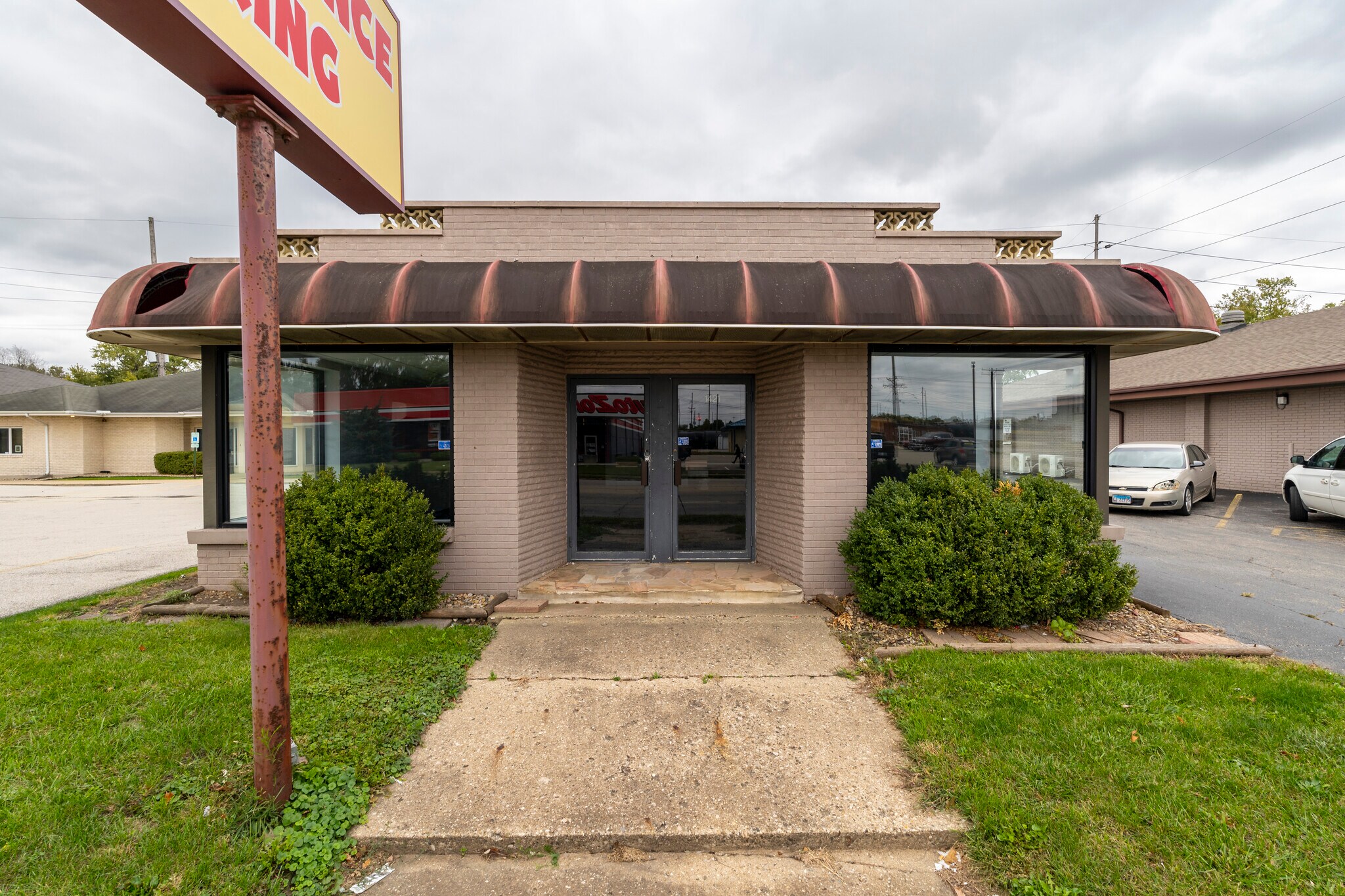 1421 E Eldorado St, Decatur, IL 62521 - 1421 E. Eldorado Street | LoopNet