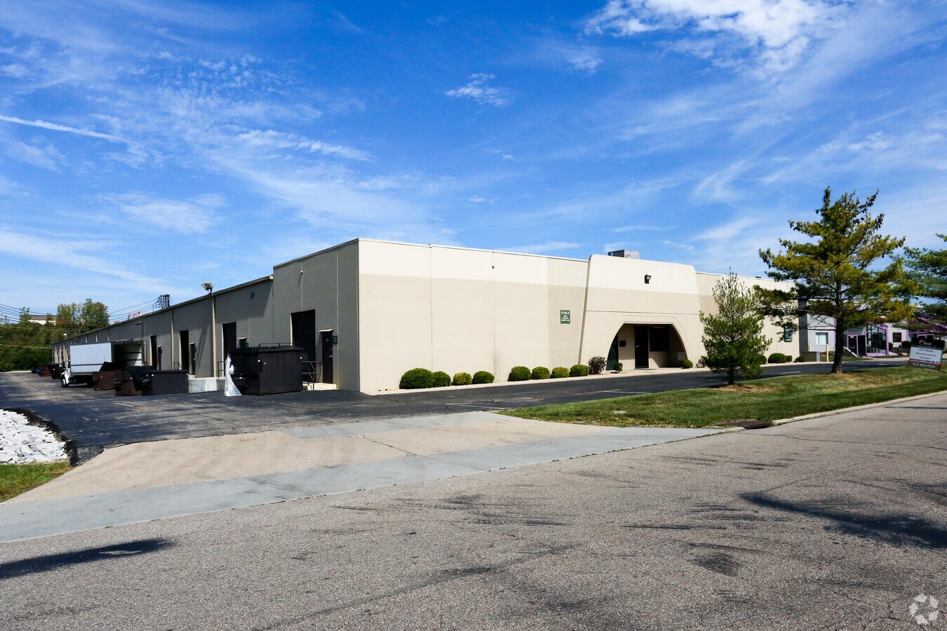 4740 Dues Dr, Cincinnati, OH 45246 | LoopNet