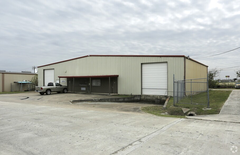 255 Interstate Dr, Buda, TX 78610 - Industrial for Sale | LoopNet