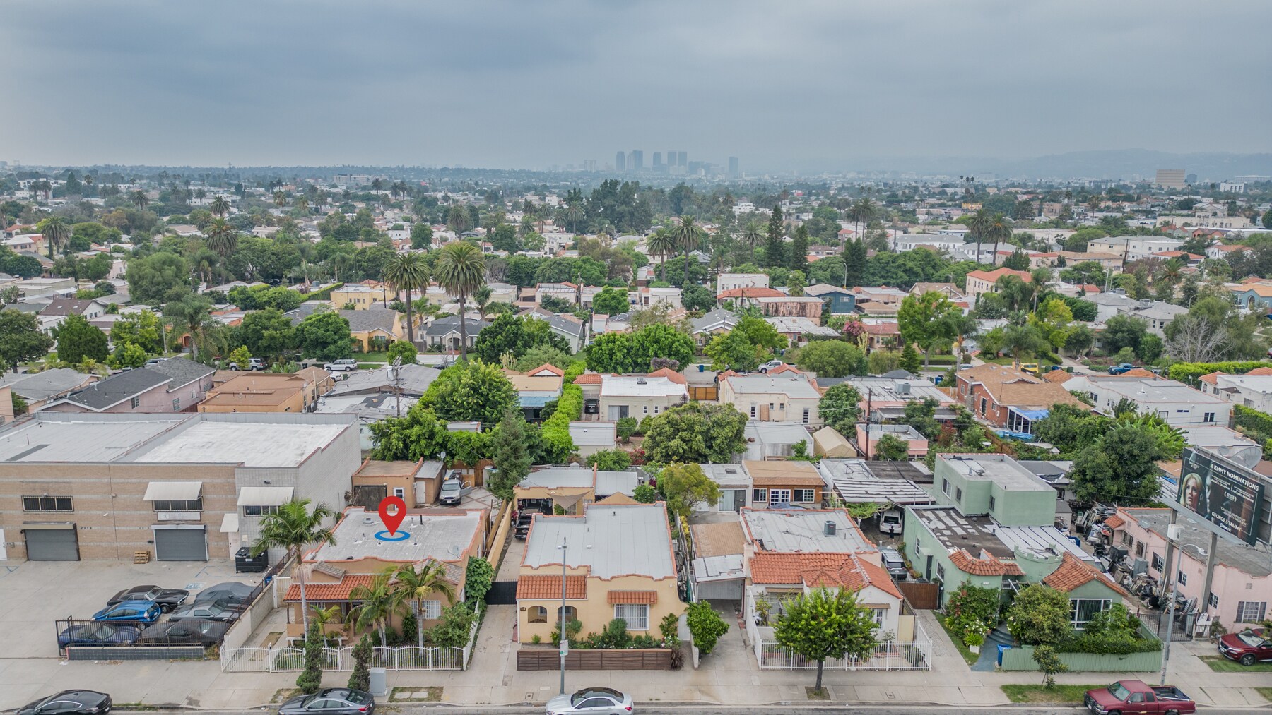 2207 S La Brea Ave, Los Angeles, CA 90016 | LoopNet