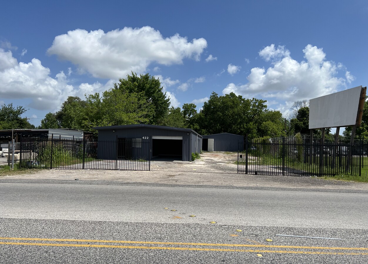 422 W Gulf Bank Rd, Houston, TX 77037 | LoopNet
