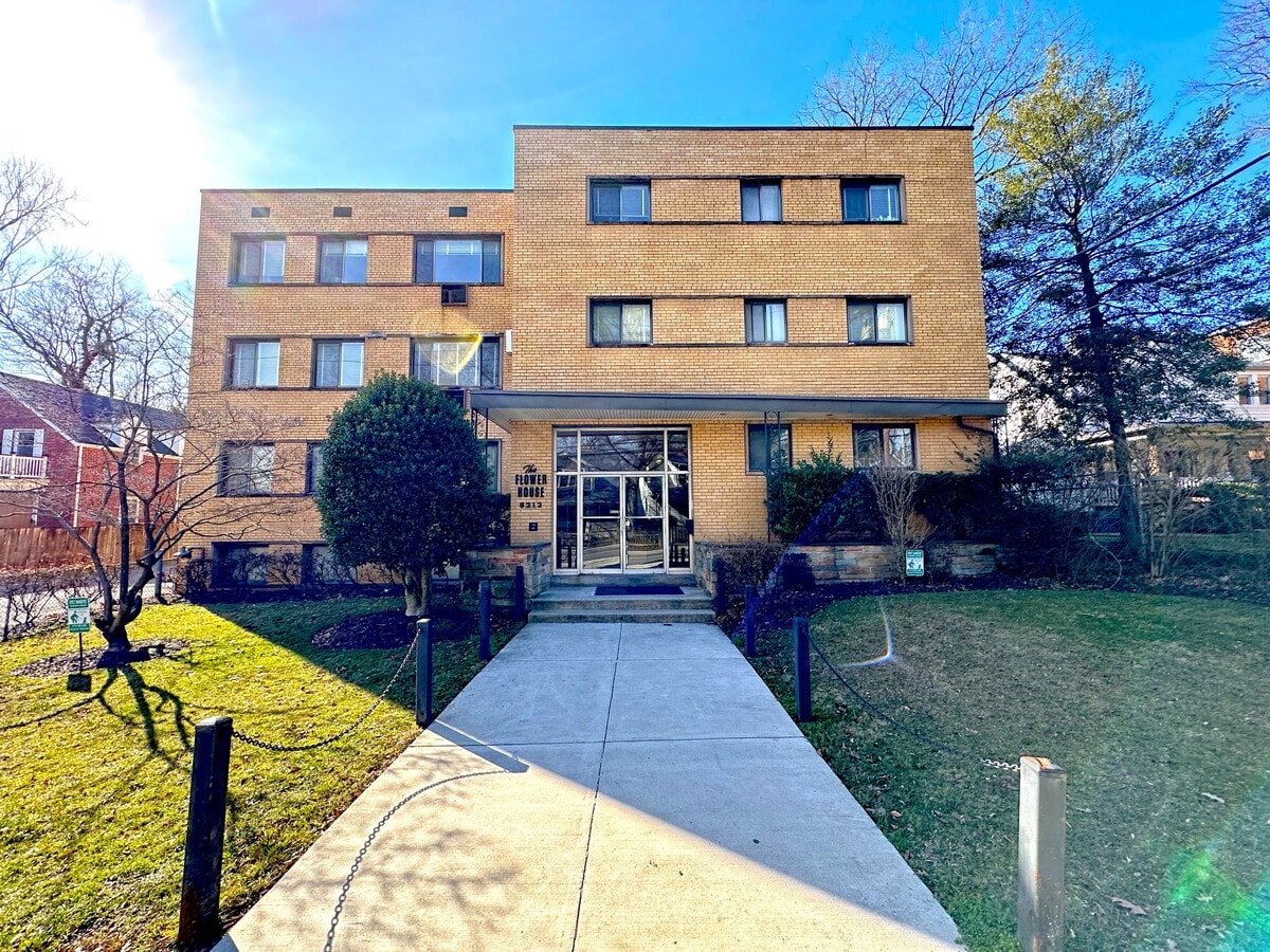 8212 Flower Ave, Takoma Park, MD 20912 | LoopNet