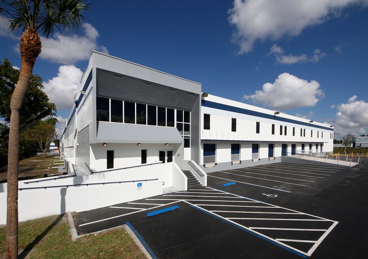 1900 NW 92nd Ave, Doral, FL 33172 | LoopNet