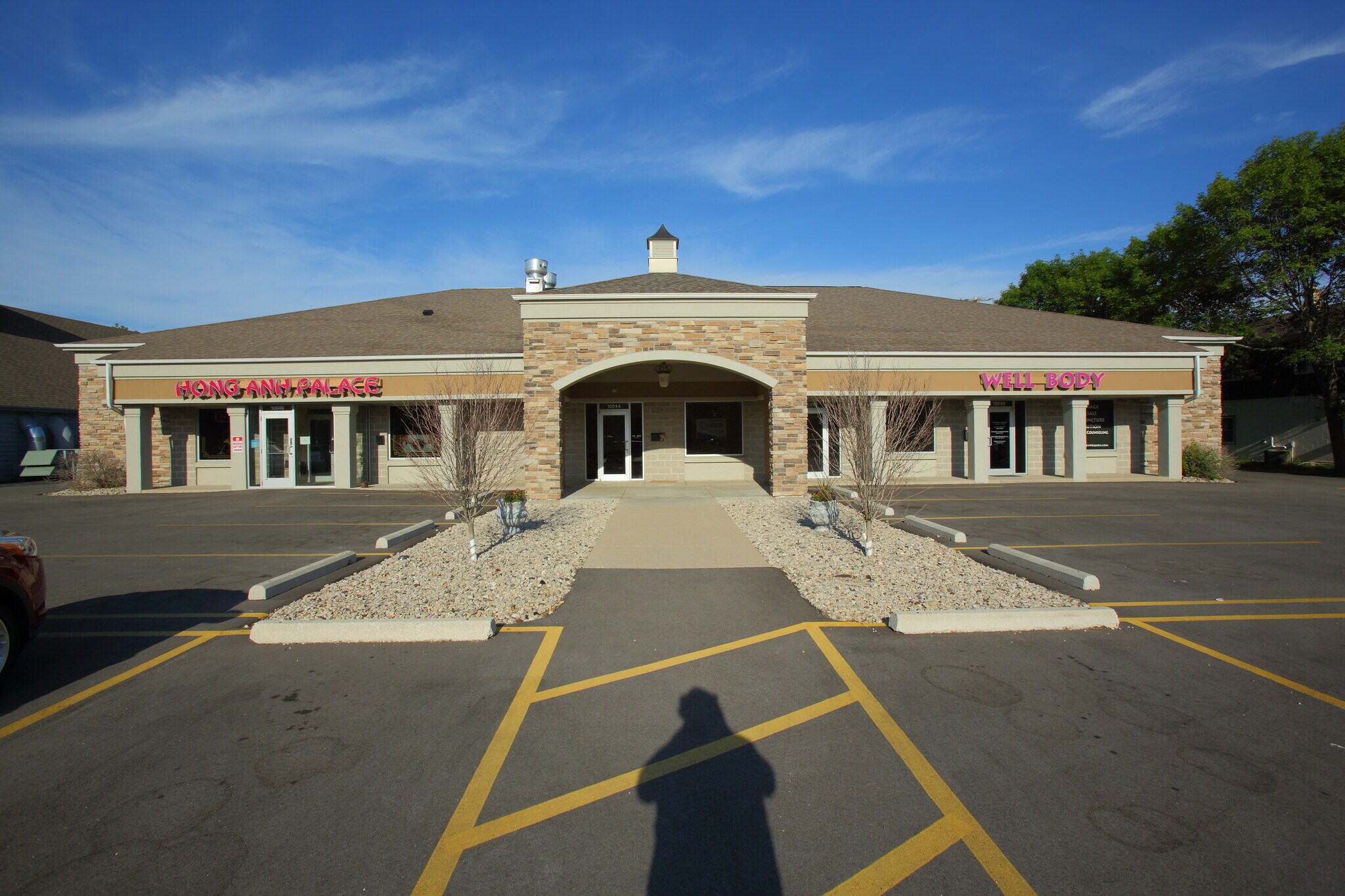 10040-10046 N Port Washington Rd, Mequon, WI 53092 - Retail for Sale ...