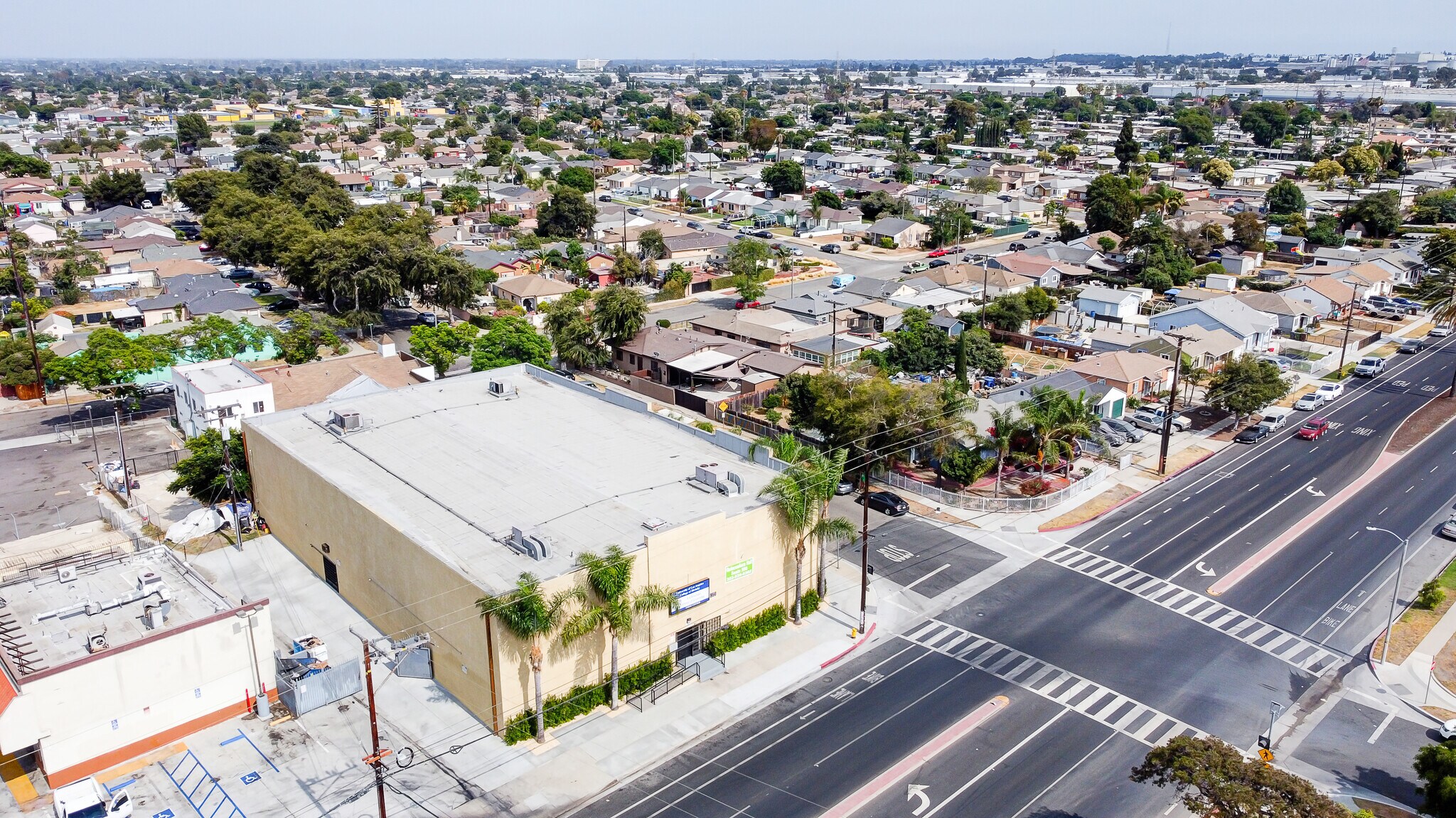 950 S Central Ave, Compton, CA 90220 - Specialty for Sale | LoopNet