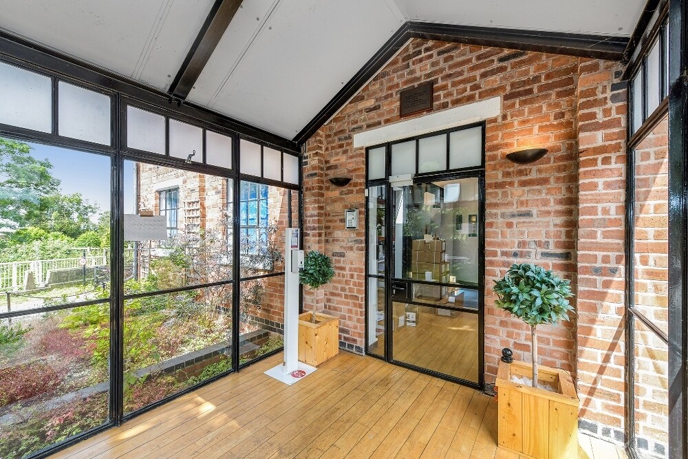 Trent Lock, Nottingham, NTT NG10 2FY | LoopNet