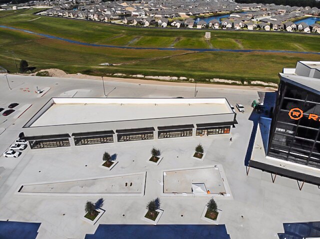 4495 Riley Fuzzel Rd, Spring, TX 77386 - Regal Benders Landing | LoopNet