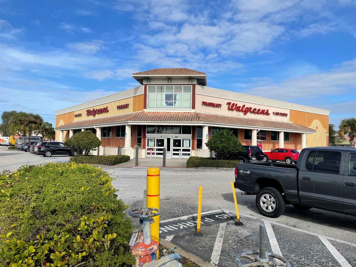 10697 Ulmerton Rd, Largo, FL 33771 - Walgreen's | LoopNet