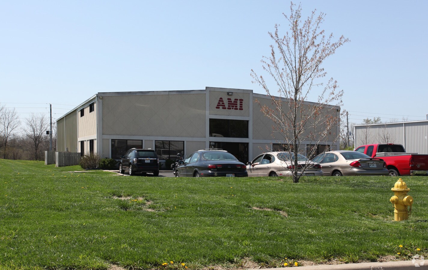 225 NW Victoria Dr, Lees Summit, MO 64086 | LoopNet