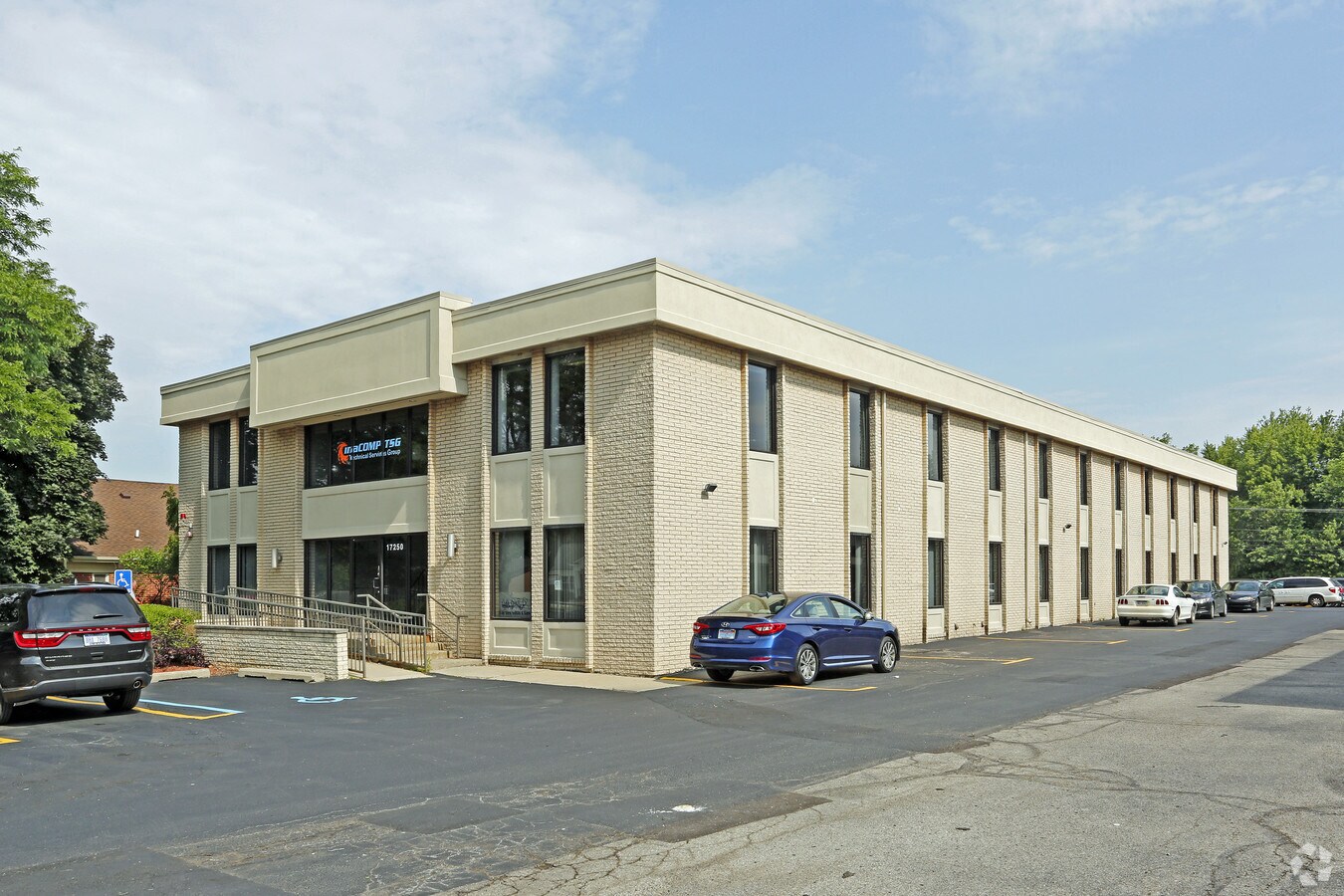 17250 W 12 Mile Rd, Southfield, MI 48076 | LoopNet