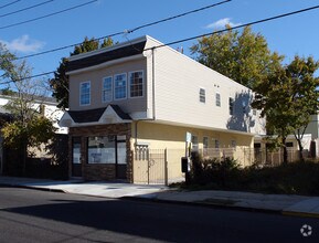 902 Bergen St, Newark, NJ 07112 - Property Record | LoopNet