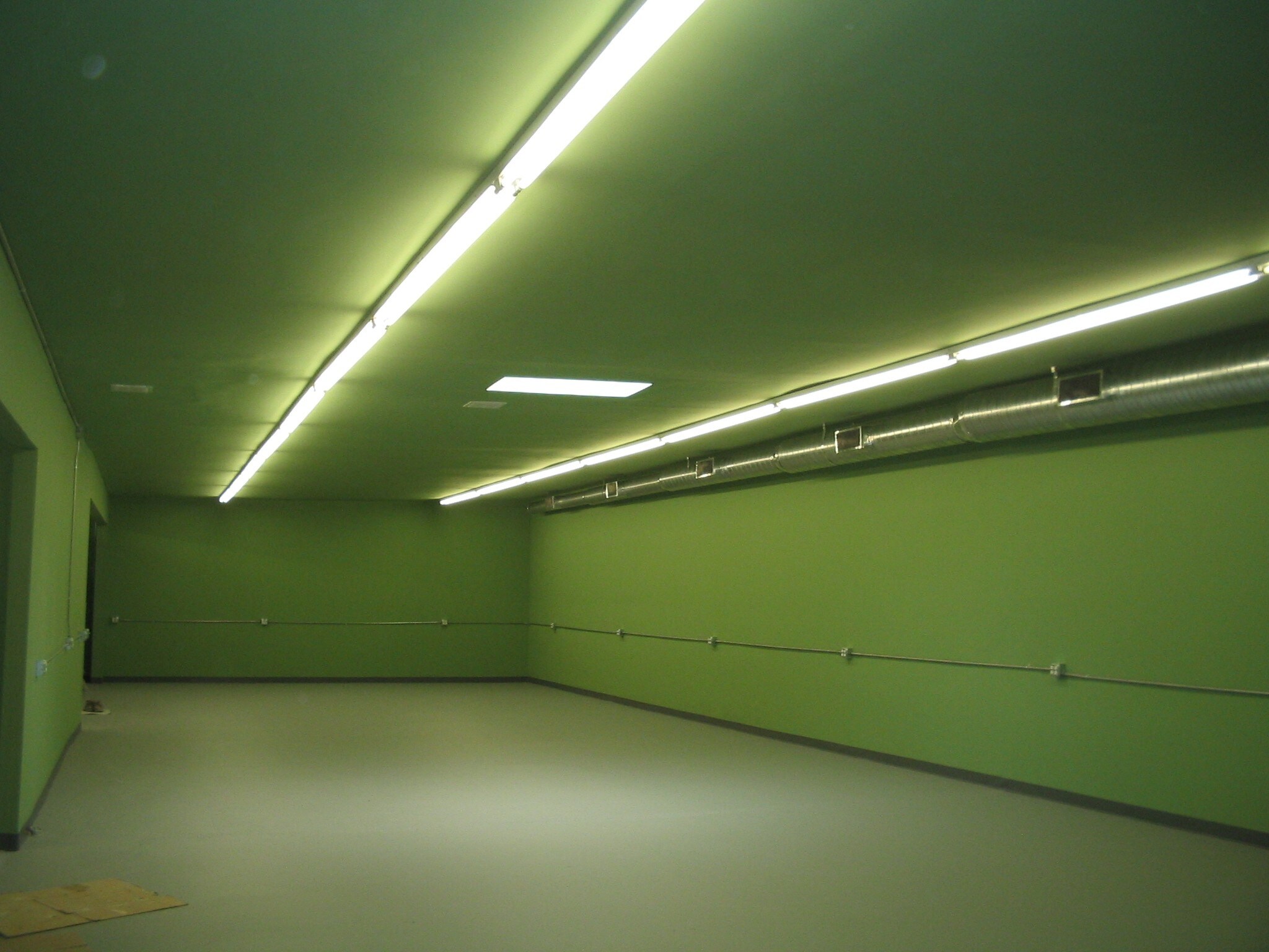 14719 Lull St, Van Nuys, CA 91405 - Industrial for Lease | LoopNet.com