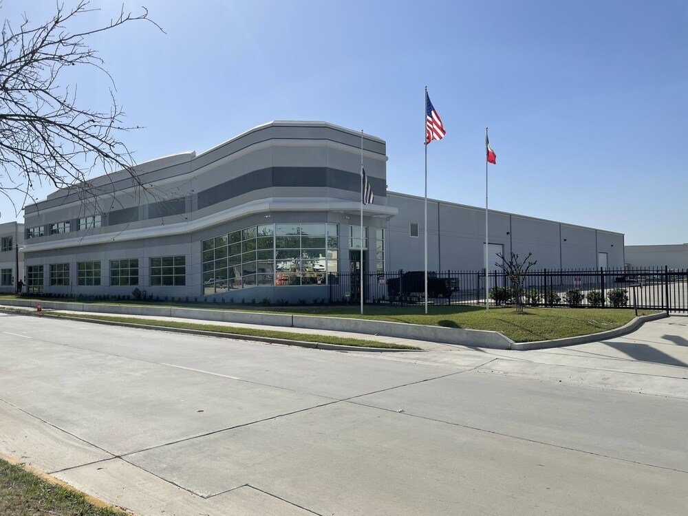 2438 Greens Rd, Houston, TX 77032 | LoopNet