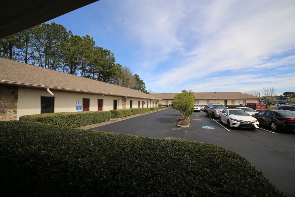 125 Commerce Dr, Fayetteville, GA 30214 | LoopNet 125 Commerce Dr, Fayetteville, GA 30214 | LoopNet