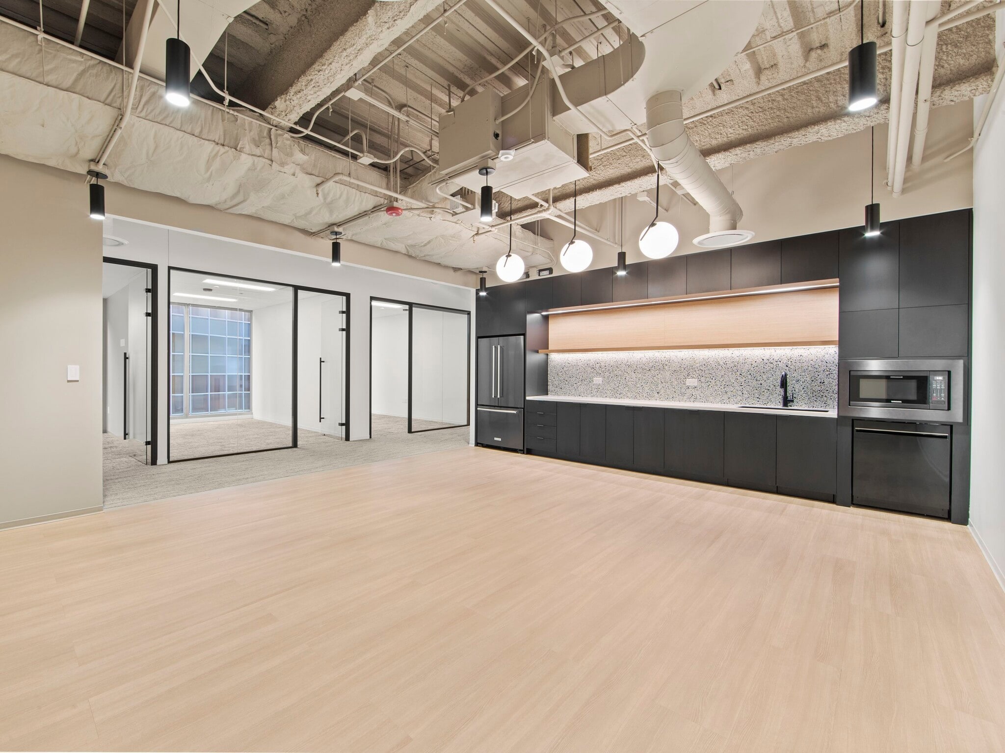 1 N Wacker, Chicago, IL 60606 - One North Wacker | LoopNet