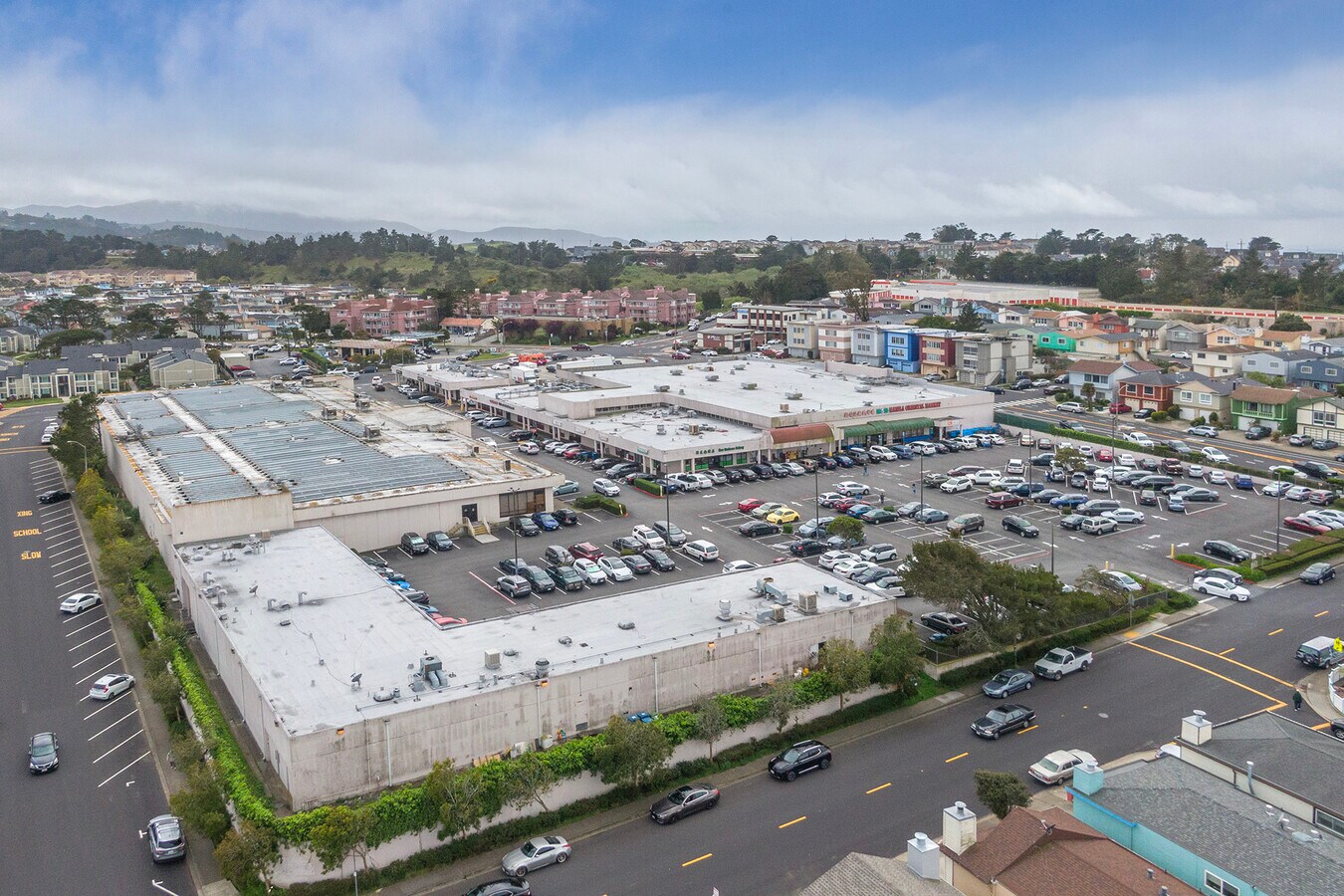 950-980 King Dr, Daly City, CA 94015 - Kings Plaza Center | LoopNet