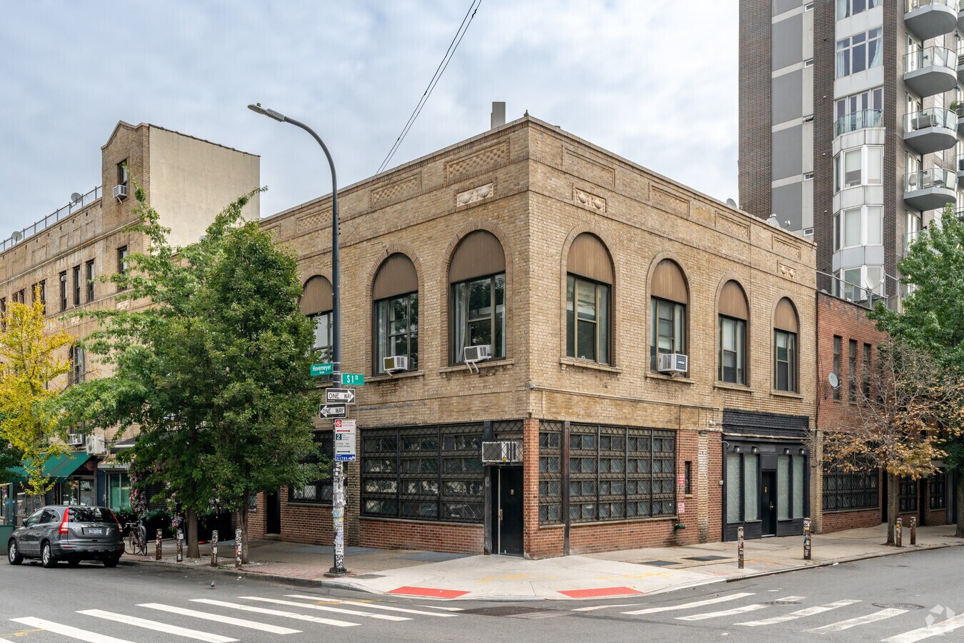 129 Havemeyer St, Brooklyn, NY 11211 - The Ballroom Building | LoopNet