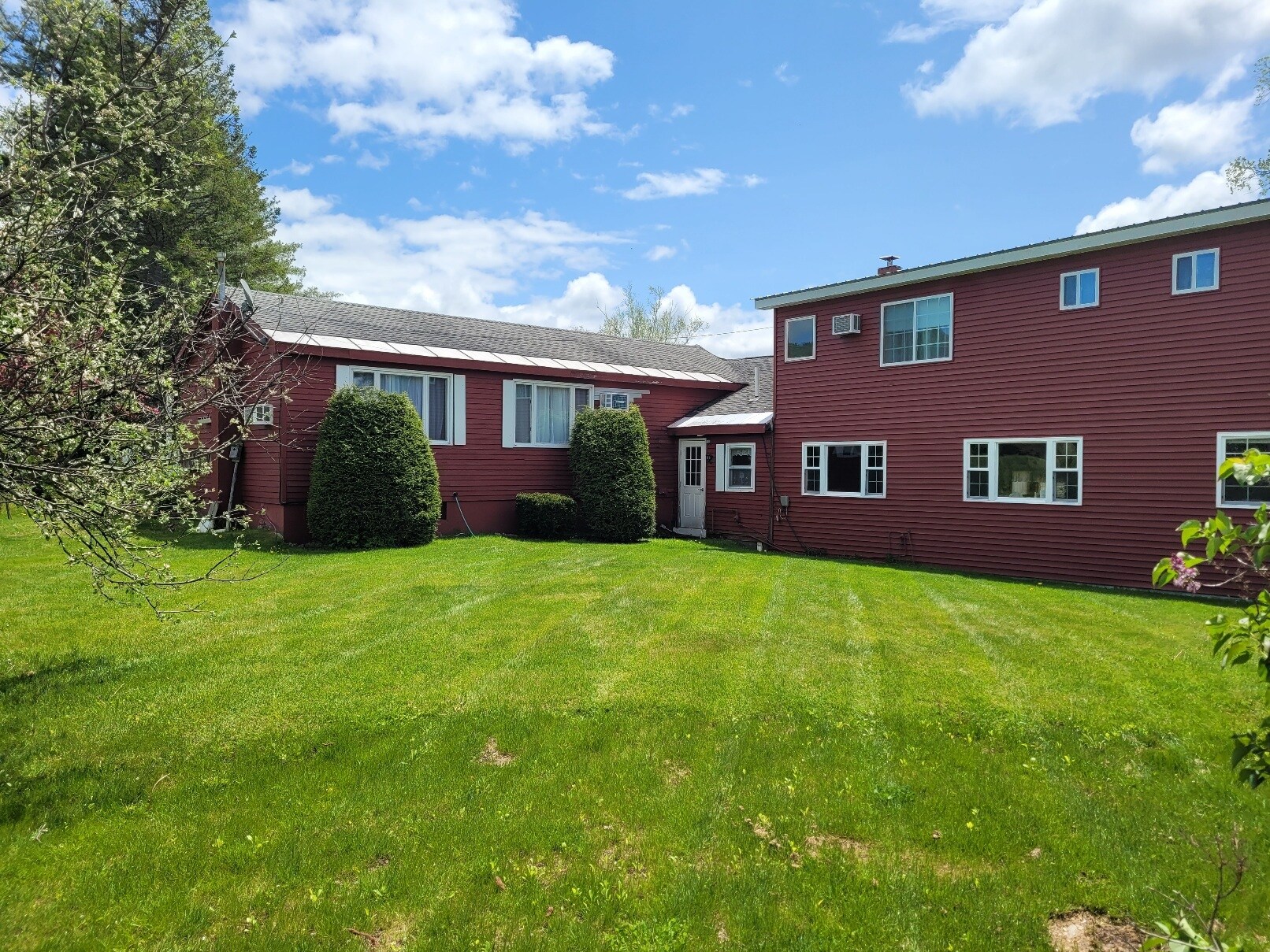 287 Rte 100, Weston, VT 05161 - Colonial House Inn and Motel | LoopNet