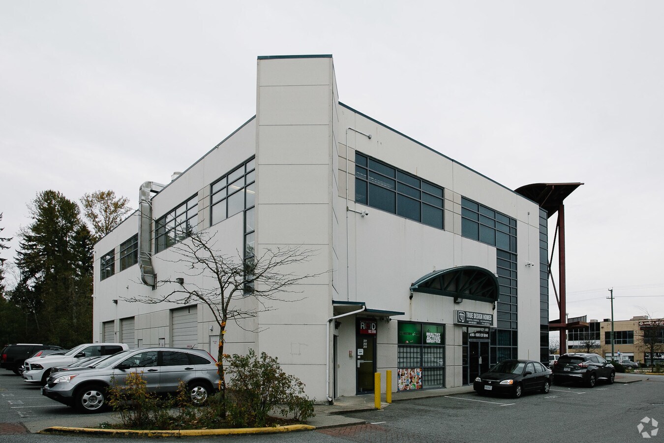 8383 128th St, Surrey, BC V3W 4G1 | LoopNet