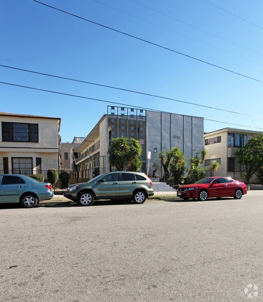 1242 N New Hampshire Ave, Los Angeles, CA 90029 | LoopNet